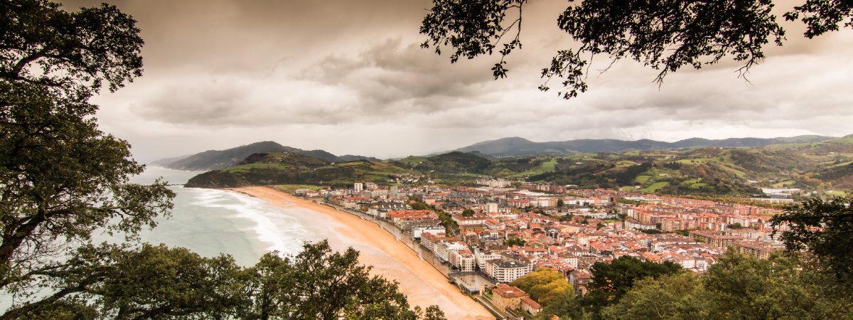What to see in Zarauz - Fascinating Spain